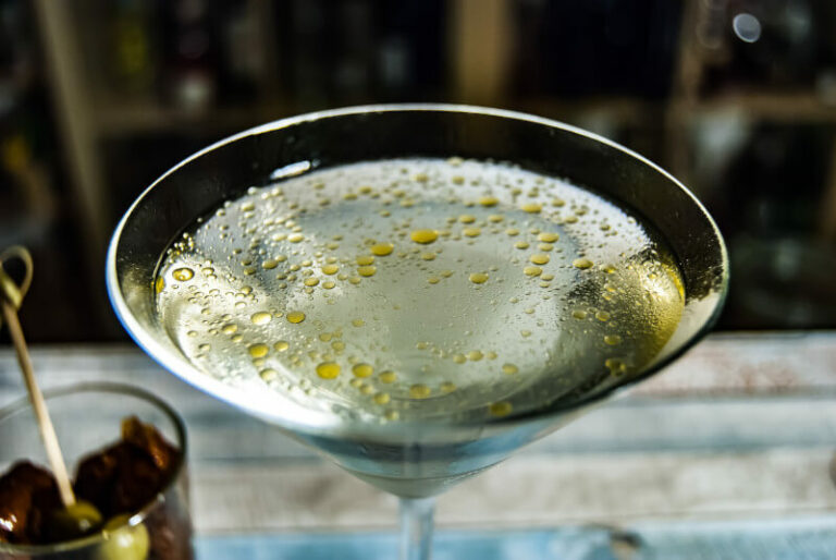 Mastering How To Order a Martini The Right Way - Bourbon and Shamrocks